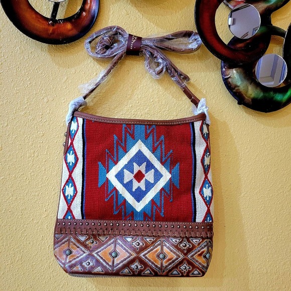 Montana West | Bags | Montana West Aztec Conceal Carry Tapestry ...